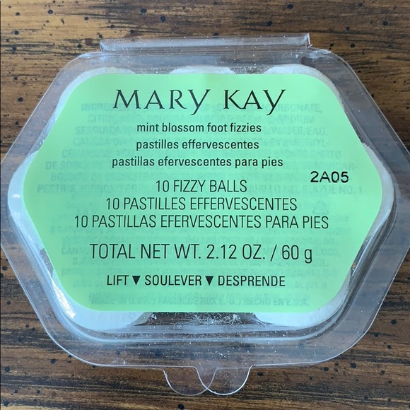 Mary Kay | Makeup | Mary Kay Mint Blossom Foot Fizzy Balls | Poshmark